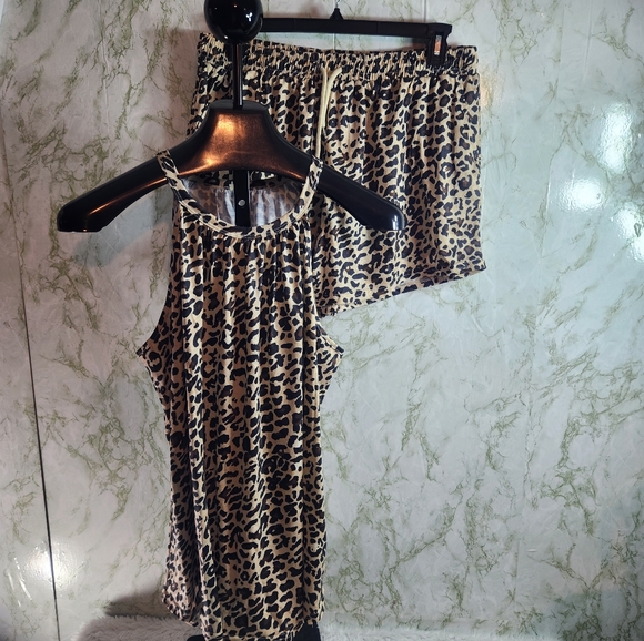 Lomon | Shorts | Lomon 2 Piece Leopard Print Short Set | Poshmark